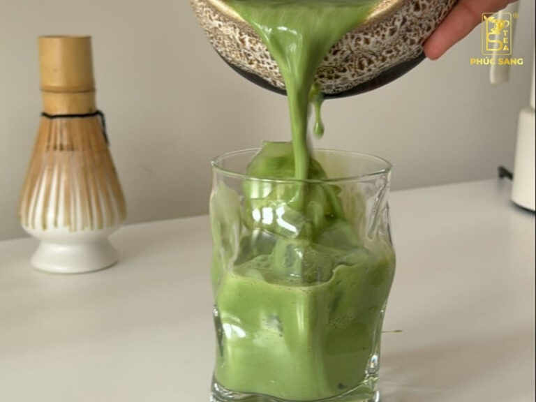 Matcha là gì? Nguồn gốc, công dụng và cách pha matcha chuẩn